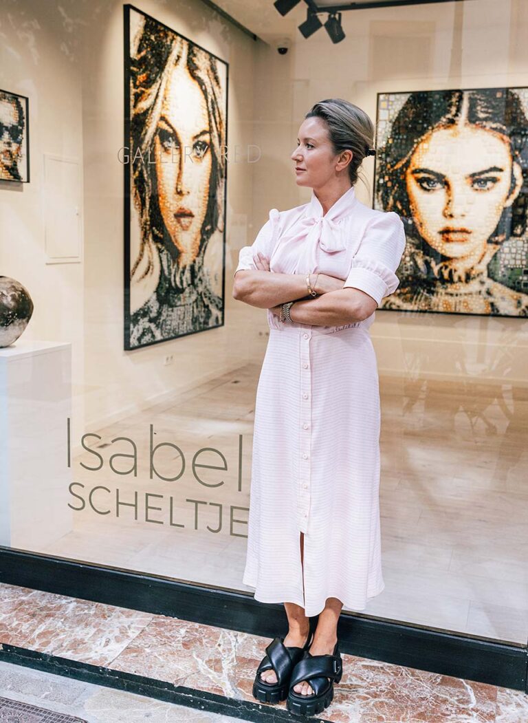Isabelle Scheltjens - Glassfusing Art - Portraits & Sculptures